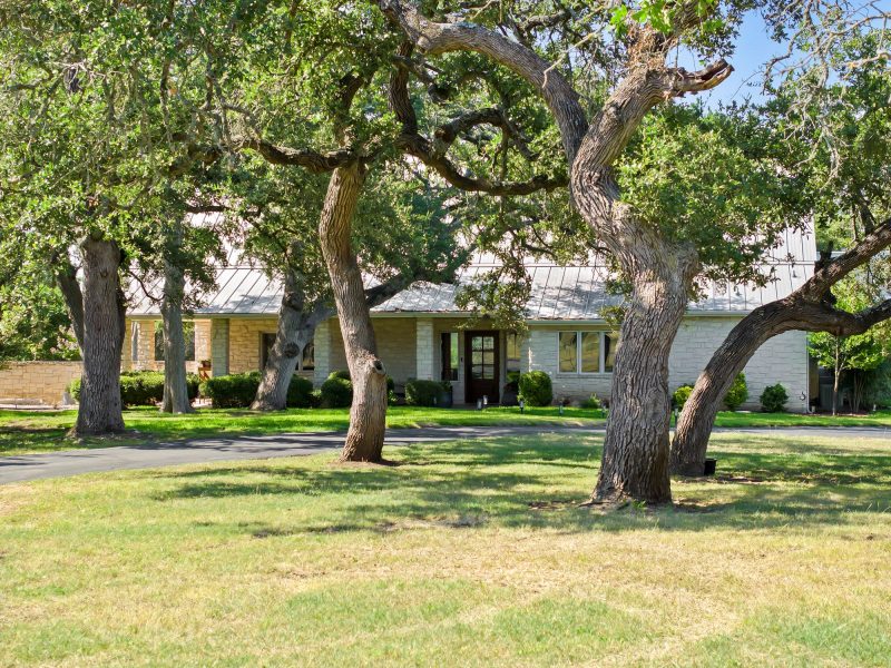 Featured Listings: House ($300k+) – Schultz Texas Properties